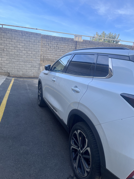 Dongfeng AELOUS huge