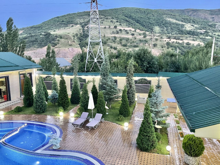 15 кишилик Фонтан Чорбогда жойлашган