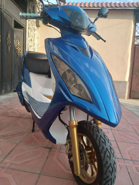 Skutr bezinli 120 kub