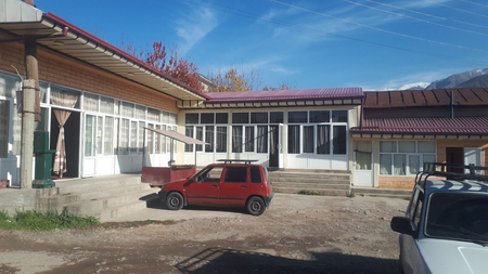 Parkent tumani Zarkent qishlog‘ida Magazin Milliy taomlari kafesi