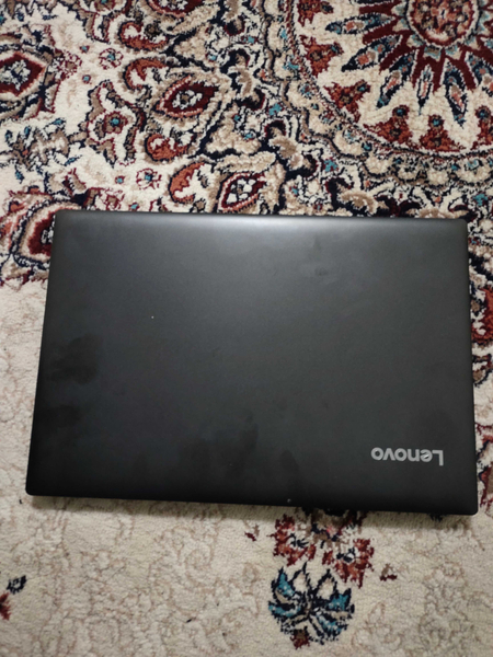 Noutbuk Lenovo idea pad