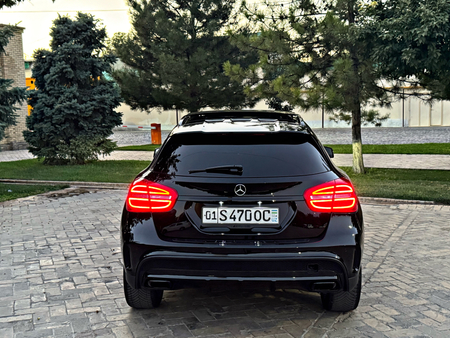 Srochno Mercedes Benz GLA 200 Full pozitsiya