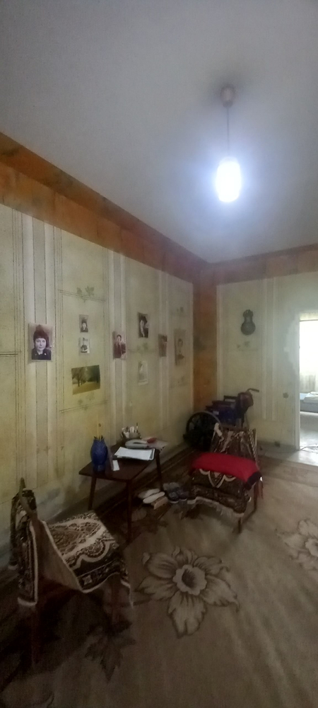 Продаётся 3-х комнатная квартира. Массив Феруза
