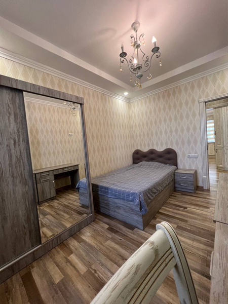 Продается квартира госпитальный рынок