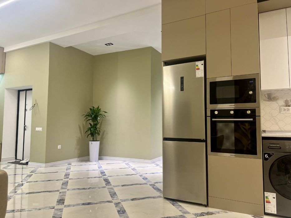3-к. квартира, 108 м², 3/10 эт.