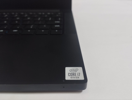 RAZER I7 - 10 16/512 SSD