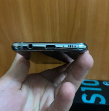samsung galaxy S10 e