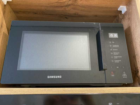 Микроволновая печь Samsung MS23T5018AK/BW