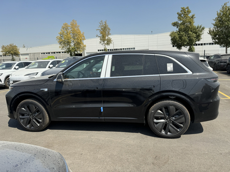Продается li 6 max черного цвета R21 диски
