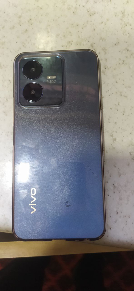 Vivo y22 4/64 idyal srochna tel qilila zarur pul oglim mazasi yo  9098