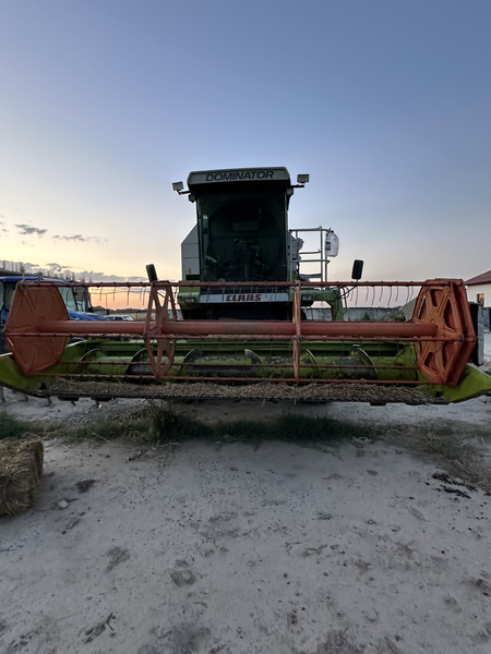 Claas kombayn holati ideal