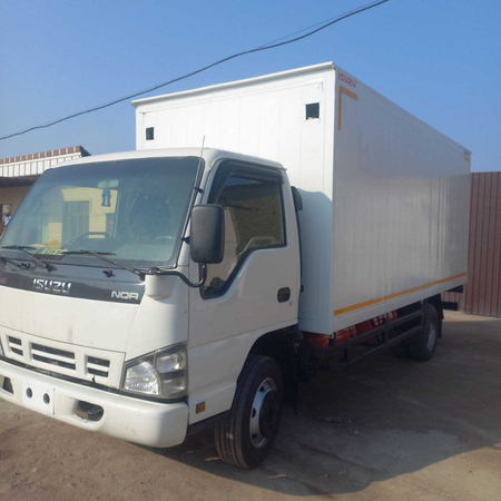 Isuzu sotiladi 2013 5 tonnali, 4ta metan baloni bor