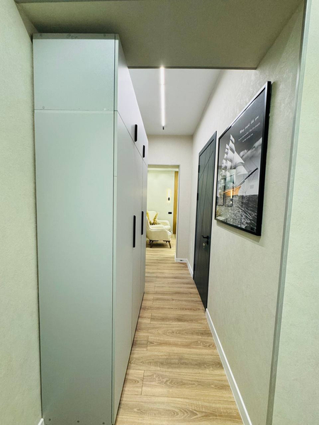 Новомосковская 2/3/4 Кирпич Балкон 1*3м² Общ пл50м² Высокопотолочка
