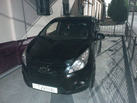 Chevrolet Spark sotiladi