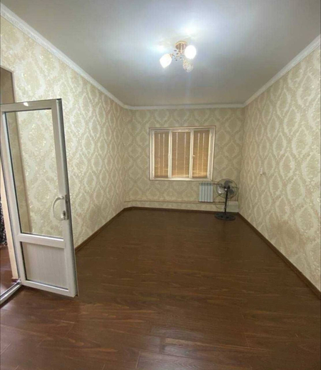 .Продам 1комнатную балкон2х6метр 42м2 керамзит 18кварталЧиланзар метро