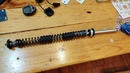 Продам пружину для вилки Rock Shox и других