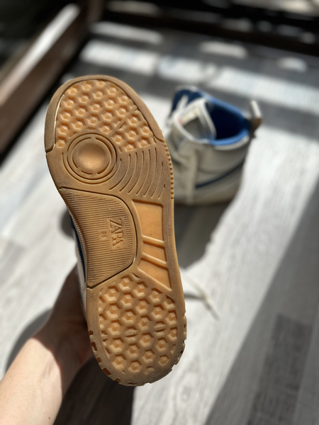 Кроссовки Zara
