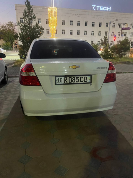 Nexia 3 oq xolati yaxshi