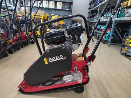 Виброплита ALTECO E100 TF