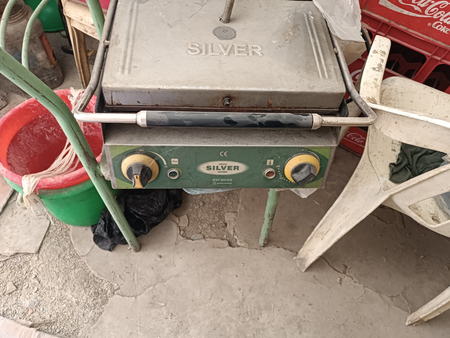 Tostir sotiladi yaxshi