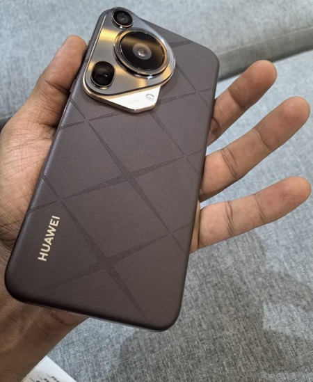 Huawei Pura 70 Ultra 512gb brown
