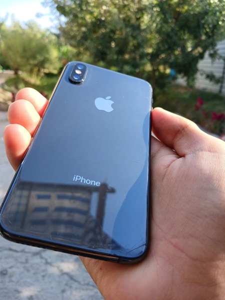 Iphone Xs sotiladi