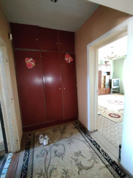 Srochna uy sotiladi sergeli 3. 2/7/9 narxi 52500$
