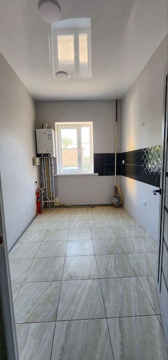 Алишеробод Продается квартира 3/1/3