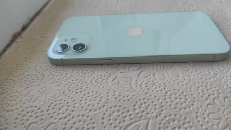 iPhone 12 128gb  в отличном состоянии на фото всё ест .