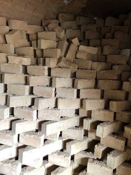 Гишт кирпич, Builder Brick Business заводдидан,1000 сом без доставки