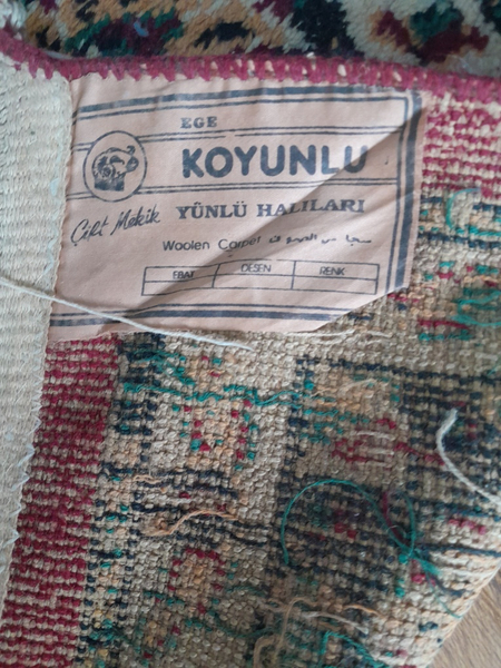 Ковёр турецкий в хорошем состоянии