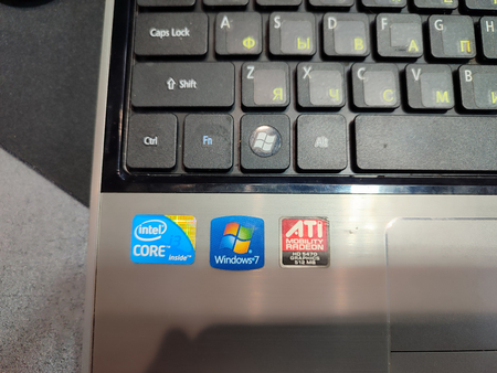 Noutbuk sotiladi core i3