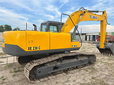 XCMG 230 EKSKAVATOR sotiladi