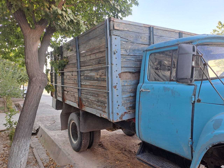 Продаётся ЗИЛ-130