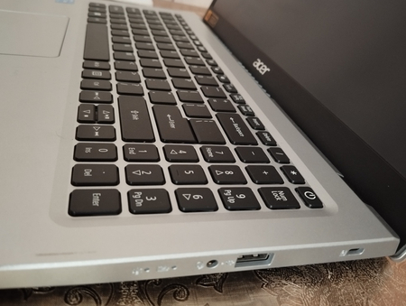 Acer,aspire 3,core i3