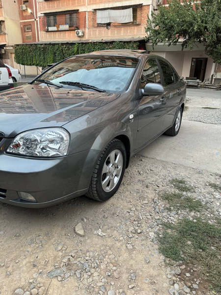 Laseti 1,6 mator 2013 yil 322000 km 4 -pakalenya Gaz metan
