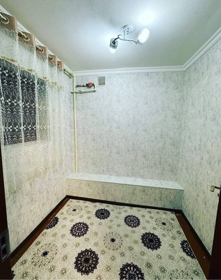 Азиз Бозорда уй сотилади