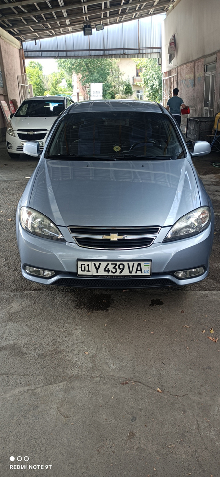 Продается свой автомобиль лассети, 1 позиция евро.