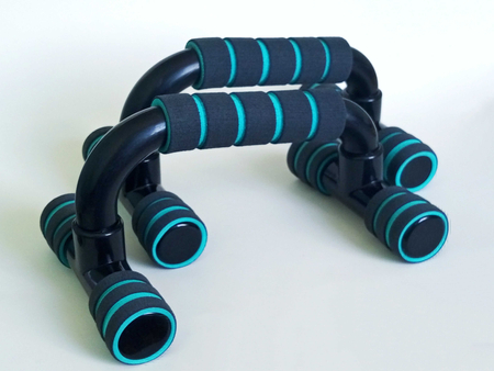 Бары для отжиманий. Anjimaniya uchun eng qulay tutqichlar. Push up bar