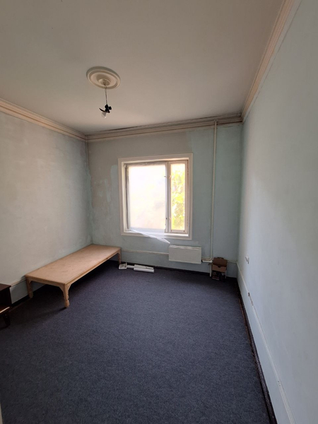 Срочно продаётся квартира Юнусобод14 3/2/5 77м2