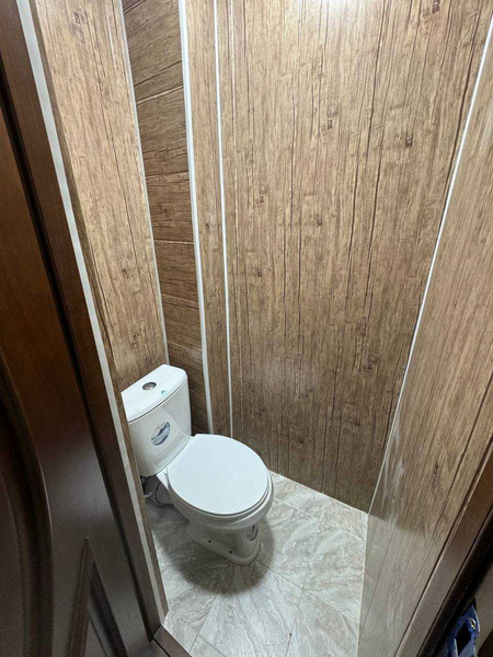 2 xonali 1 qavat 5 qavatli panelni dom 65m2
Adres : 5-mkr sagdiana