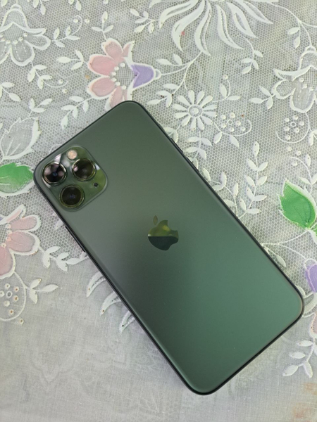 Iphone 11 pro.