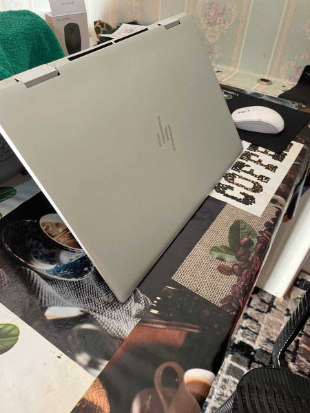 Laptop HP ENVY x360