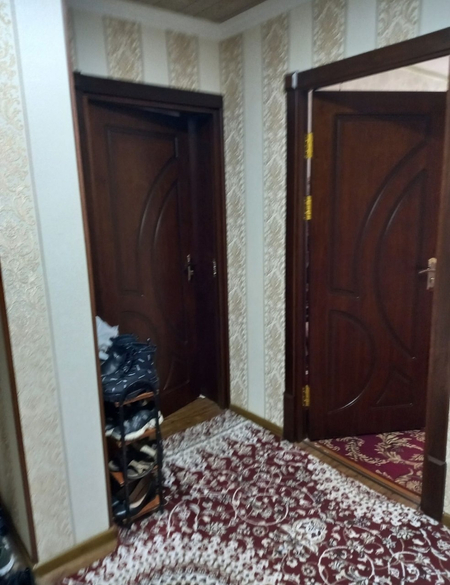 _ Чиланзар 25кв 4хонали квартира сотилади майдони 78м²
