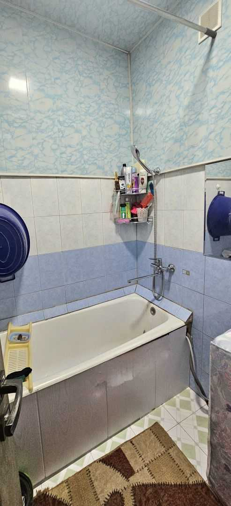 Продаётся квартиры 3/3/4 на Юнусабадском районе 8-й квартал (J2435)