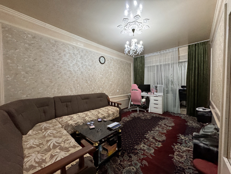 Продажа Сергели-7 2-х ком балкон2х6 лифтовая