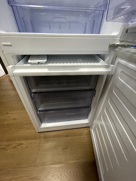 Продается холодильник 330л / 186см - Беко (Турция)