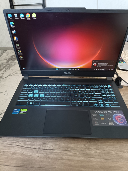 MSI cyborg 15 A13v 1 oylik odeal komp