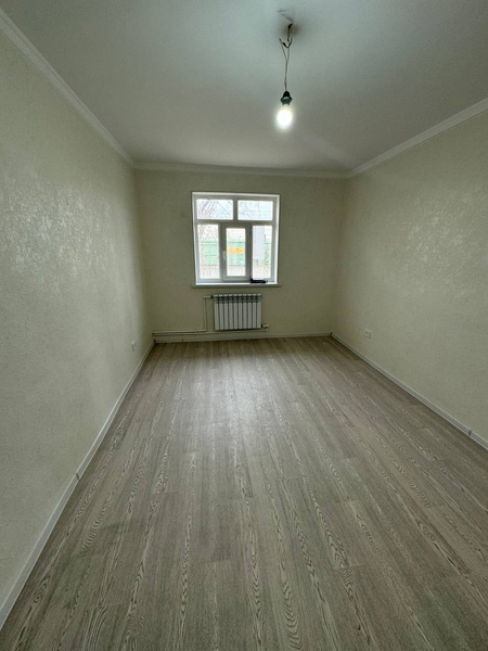 Продаю 2 комнатную Миробадском районе Бакалея