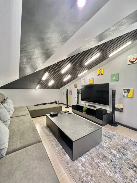 Dacha Diamond premium class